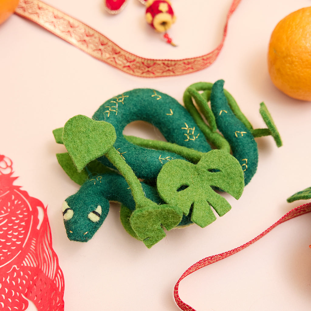 Hand-Felted Green Jungle Snake with Vines Ornament – Craftspring